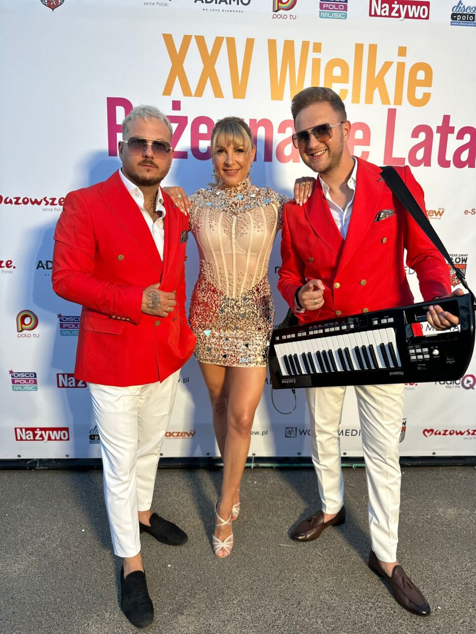 Piękni i Młodzi OFFICIAL | booking, koncerty, galeria, video